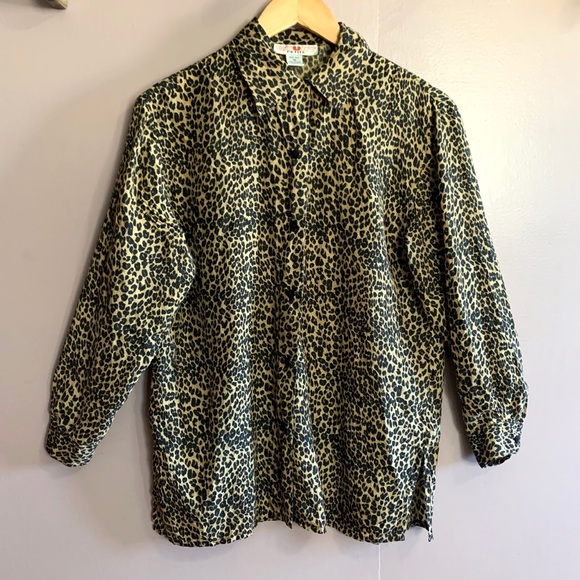 Stunt | Tops | Vintage 0 Silk Animal Print Blouse Button Up Pm | Poshmark